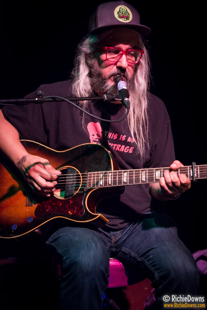 TVD Live: J Mascis at the Black Cat, 10/16