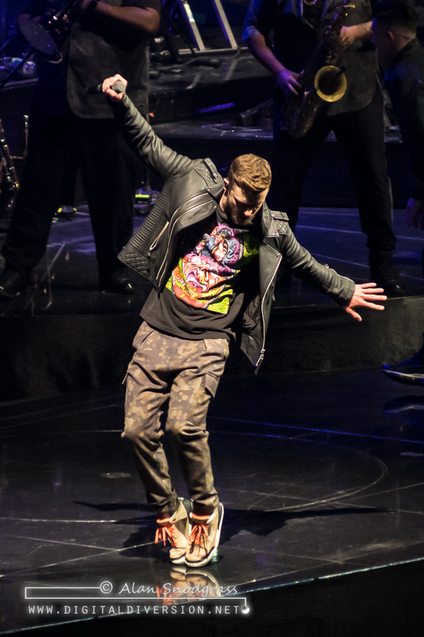 TVD Live Shots: Justin Timberlake at the Oracle Arena, 3/15