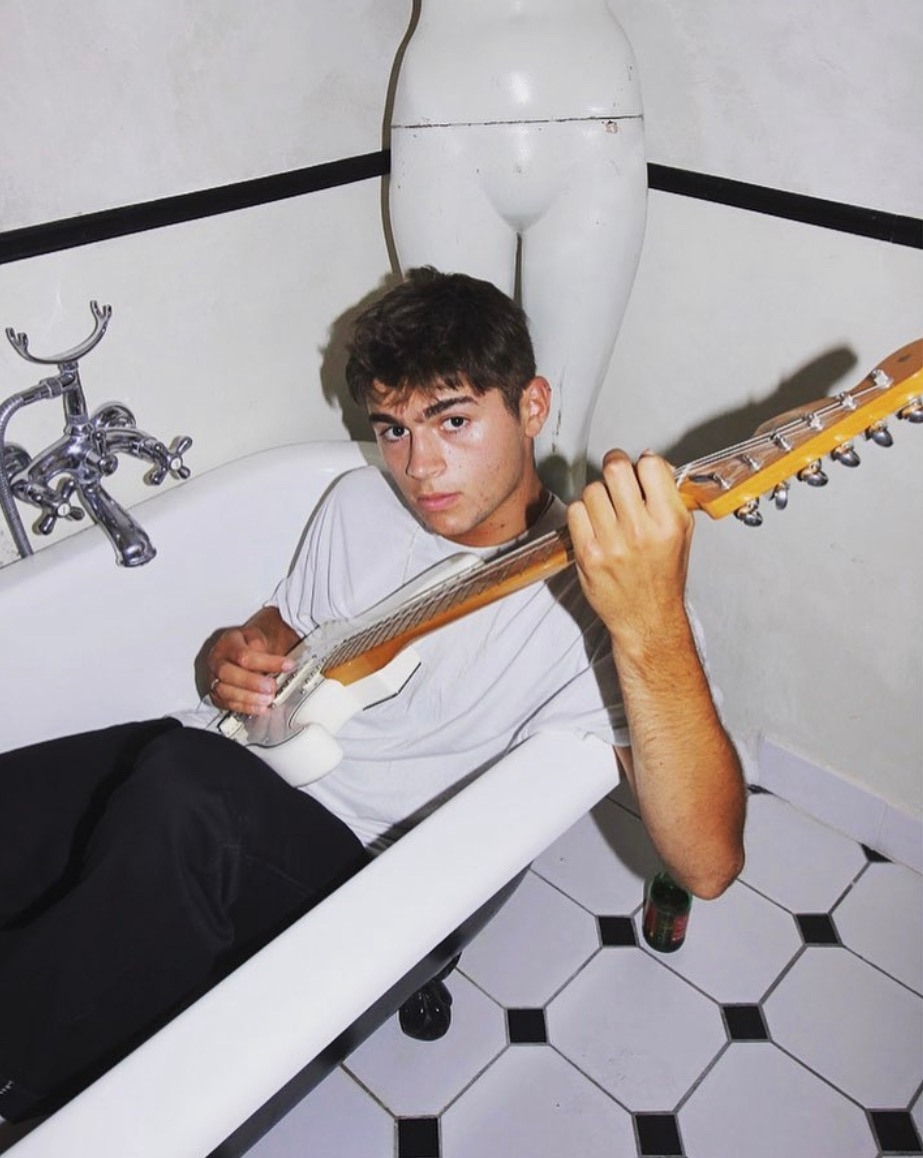 UK Artist of the Week: FELIX